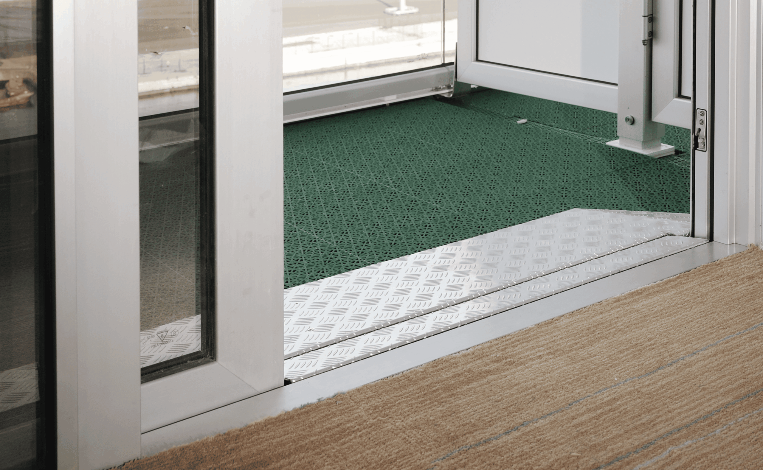MOTORIZED DOORS AND SPECIAL ADA SOLUTIONS - Somec Navale